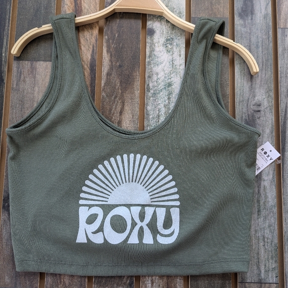 Tops | Green Roxy Tank | Poshmark